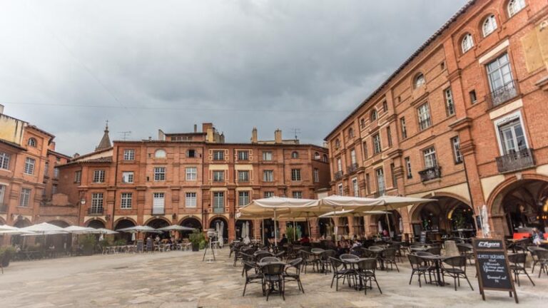 Qué ver en Montauban, la ciudad que desafió a Richelieu - Drive me Foody